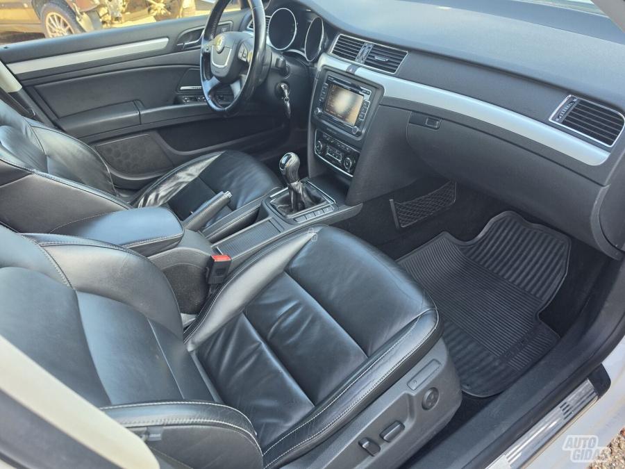 White Skoda SuperB 2010 in Silute, with an engine capacity of 2.00 L and mileage of 280 thousand km for 3800 €, photo 19 on AUTOMOTO.COM.LV