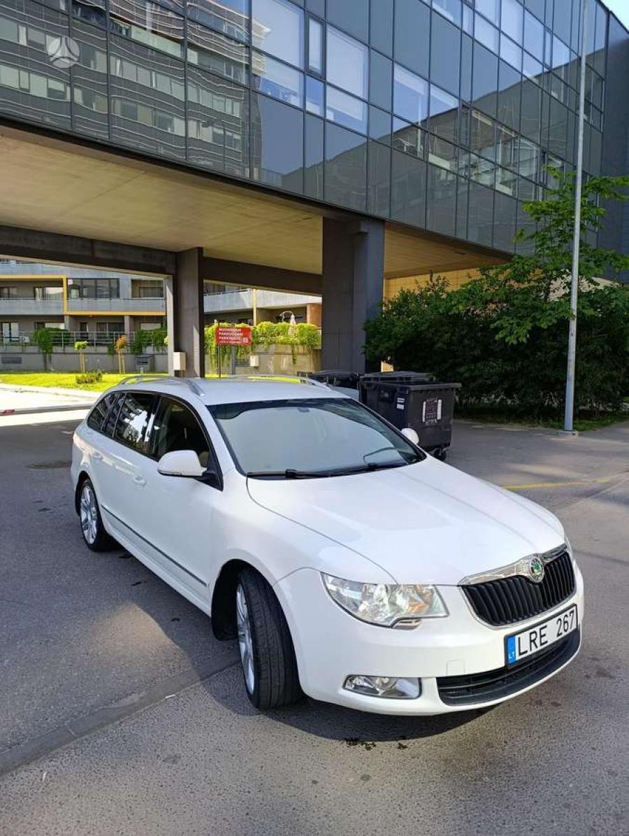 White Skoda SuperB 2011 in Vilnius, with an engine capacity of 1.80 L and mileage of 216 thousand km for 4500 €, photo 5 on AUTOMOTO.COM.LV