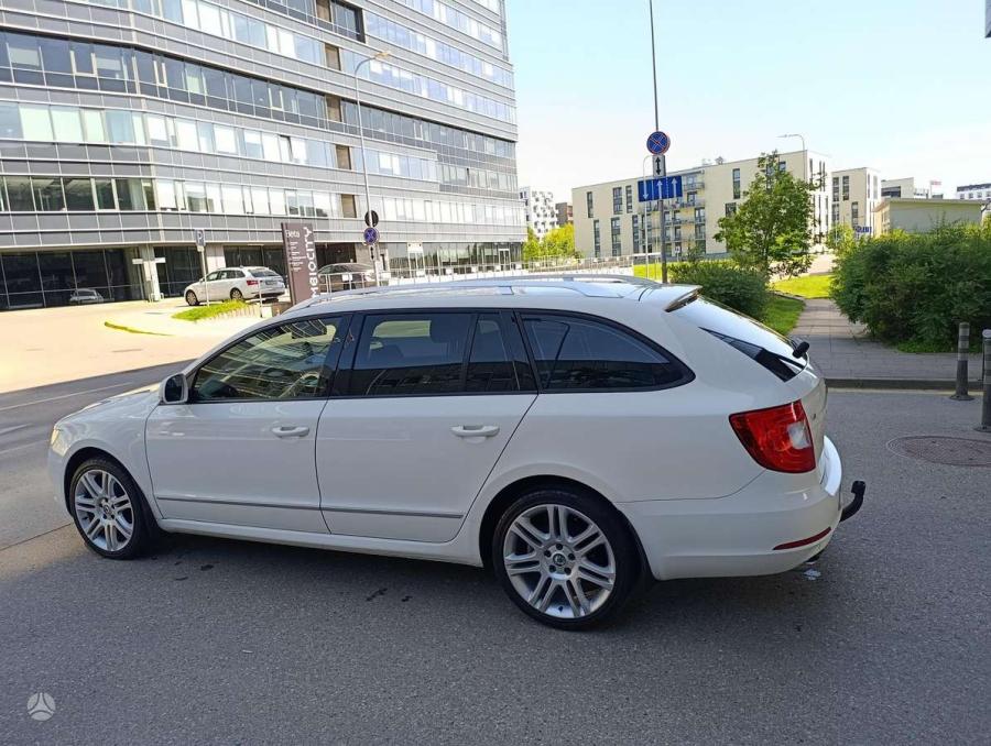 White Skoda SuperB 2011 in Vilnius, with an engine capacity of 1.80 L and mileage of 216 thousand km for 4500 €, photo 11 on AUTOMOTO.COM.LV