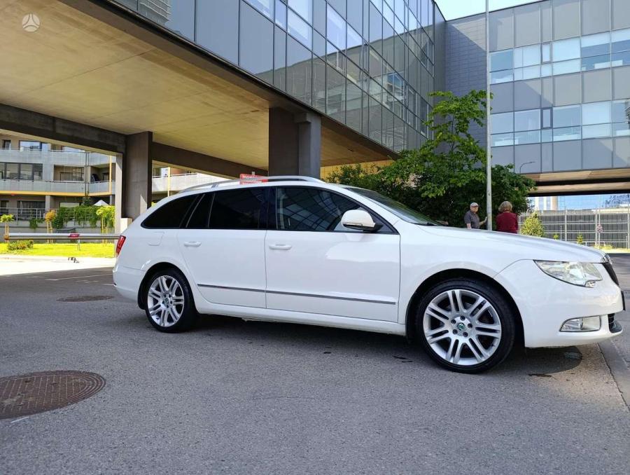 White Skoda SuperB 2011 in Vilnius, with an engine capacity of 1.80 L and mileage of 216 thousand km for 4500 €, photo 15 on AUTOMOTO.COM.LV