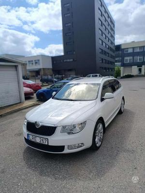 White Skoda SuperB 2011 in Vilnius, with an engine capacity of 1.80 L and mileage of 216 thousand km for 4500 €, photo 30 on AUTOMOTO.COM.LV
