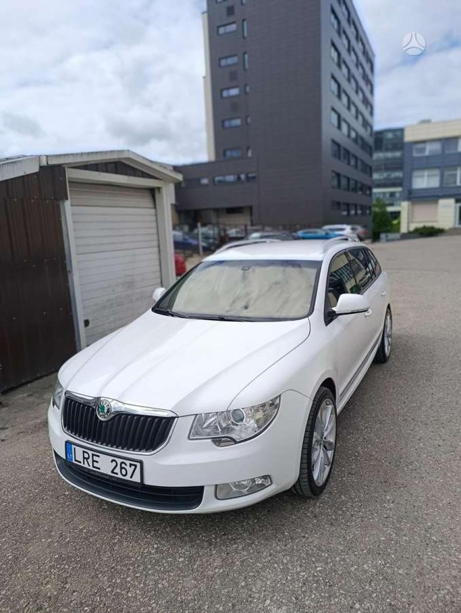 White Skoda SuperB 2011 in Vilnius, with an engine capacity of 1.80 L and mileage of 216 thousand km for 4500 €, photo 31 on AUTOMOTO.COM.LV