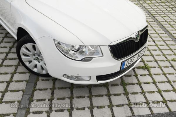 Balts Skoda SuperB 2011 Tallina, ar dzinēja tilpumu 2.00 L un nobraukumu 197 tūkst. km par 5000 €, foto 5 vietnē AUTOMOTO.COM.LV