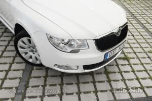 White Skoda SuperB 2011 in Tallinn, with an engine capacity of 2.00 L and mileage of 197 thousand km for 5000 €, photo 6 on AUTOMOTO.COM.LV