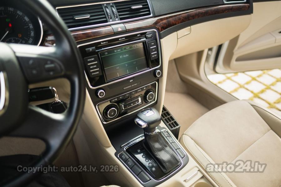 White Skoda SuperB 2011 in Tallinn, with an engine capacity of 2.00 L and mileage of 197 thousand km for 5000 €, photo 15 on AUTOMOTO.COM.LV