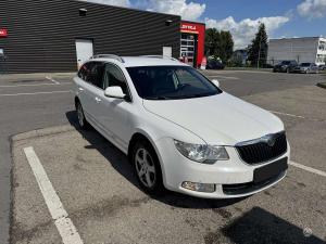 White Skoda SuperB 2011 in Jonava, with an engine capacity of 1.97 L and mileage of 231 thousand km for 4400 €, photo 4 on AUTOMOTO.COM.LV