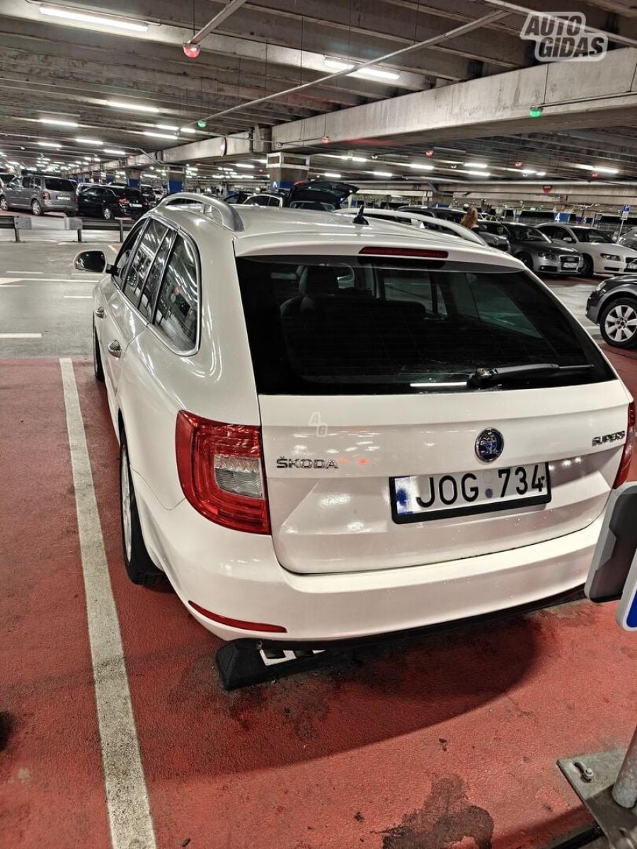 Balts Skoda SuperB 2011 Kauņa, ar dzinēja tilpumu 1.60 L un nobraukumu 372 tūkst. km par 2300 €, foto 6 vietnē AUTOMOTO.COM.LV