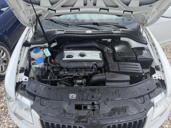 White Skoda SuperB 2012 in Marijampole, with an engine capacity of 1.80 L and mileage of 222 thousand km for 3950 €, photo 9 on AUTOMOTO.COM.LV