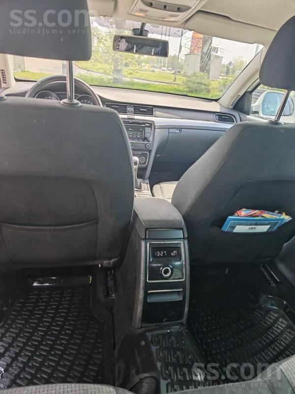 Balts Skoda SuperB 2012 Rīga, ar dzinēja tilpumu 1.60 L un nobraukumu 258 tūkst. km par 3500 €, foto 9 vietnē AUTOMOTO.COM.LV