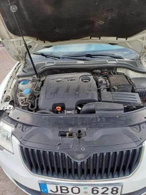 White Skoda SuperB 2012 in Vilnius, with an engine capacity of 1.60 L and mileage of 330 thousand km for 2900 €, photo 7 on AUTOMOTO.COM.LV