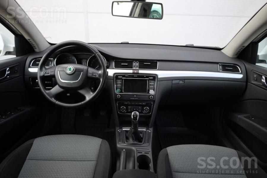 White Skoda SuperB 2012 in Riga, with an engine capacity of 1.60 L and mileage of 0 thousand km for 3495 €, photo 8 on AUTOMOTO.COM.LV