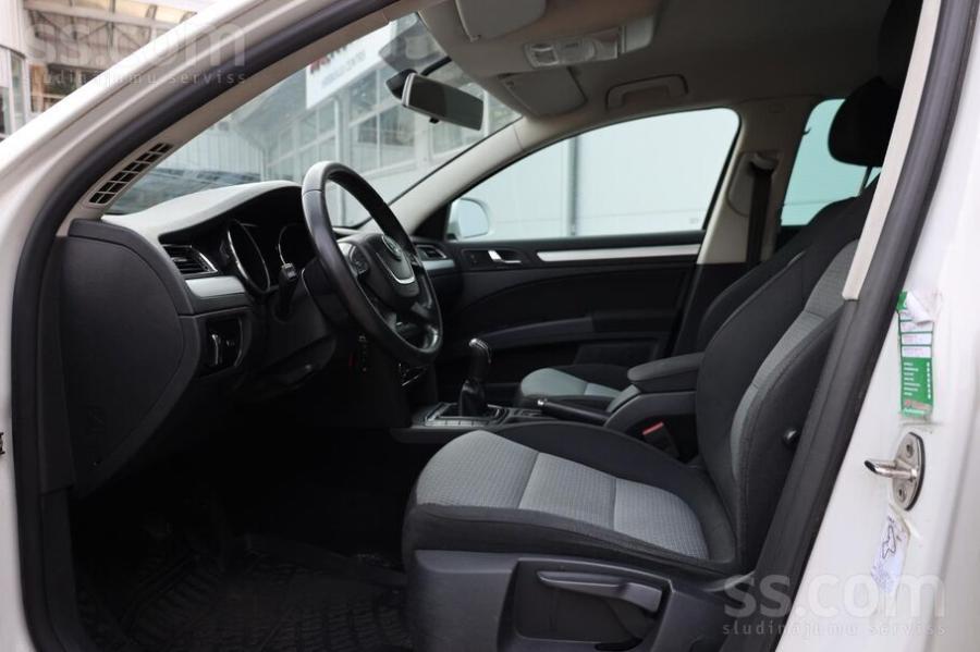 White Skoda SuperB 2012 in Riga, with an engine capacity of 1.60 L and mileage of 0 thousand km for 3495 €, photo 10 on AUTOMOTO.COM.LV