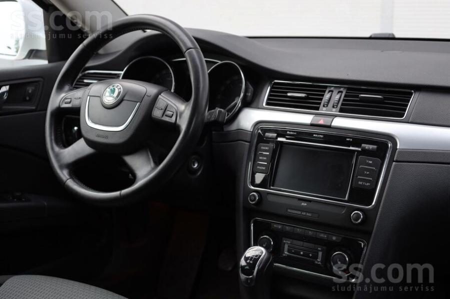 White Skoda SuperB 2012 in Riga, with an engine capacity of 1.60 L and mileage of 0 thousand km for 3495 €, photo 13 on AUTOMOTO.COM.LV