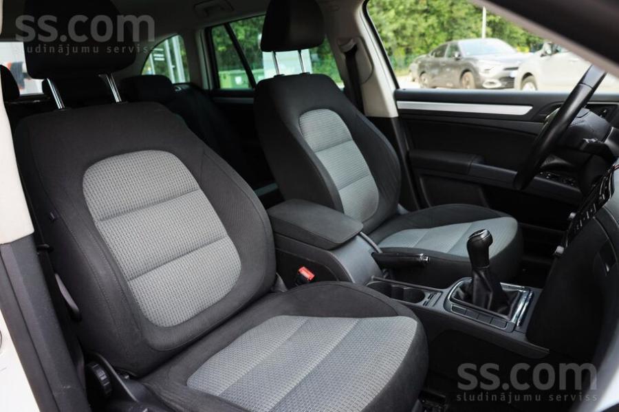 White Skoda SuperB 2012 in Riga, with an engine capacity of 1.60 L and mileage of 0 thousand km for 3495 €, photo 15 on AUTOMOTO.COM.LV