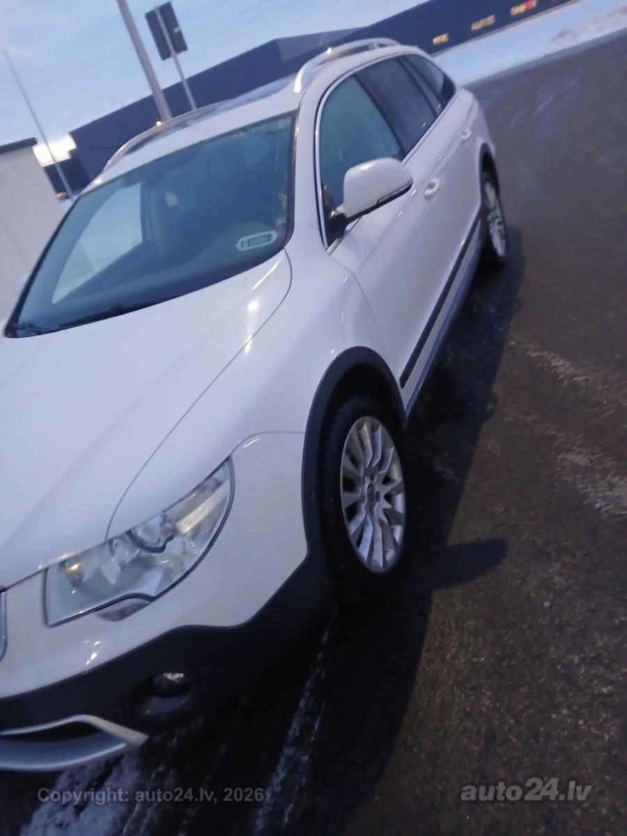 Balts Skoda SuperB 2013 Tartu, ar dzinēja tilpumu 2.00 L un nobraukumu 237 tūkst. km par 6999 €, foto 2 vietnē AUTOMOTO.COM.LV