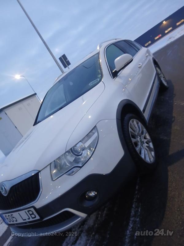 Balts Skoda SuperB 2013 Tartu, ar dzinēja tilpumu 2.00 L un nobraukumu 237 tūkst. km par 6999 €, foto 7 vietnē AUTOMOTO.COM.LV