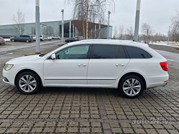 Balts Skoda SuperB 2013 Tartu, ar dzinēja tilpumu 2.00 L un nobraukumu 341 tūkst. km par 7500 €, foto 4 vietnē AUTOMOTO.COM.LV