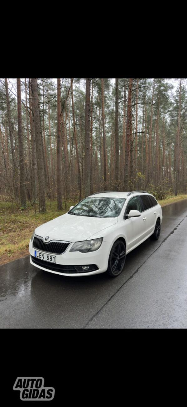 White Skoda SuperB 2013 in Vilnius, with an engine capacity of 2.00 L and mileage of 495 thousand km for 3600 €, photo 2 on AUTOMOTO.COM.LV