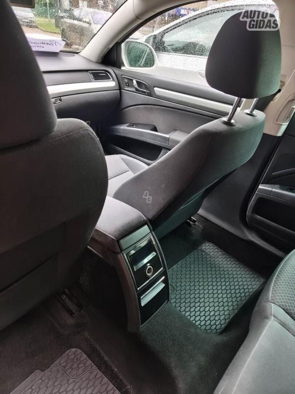 Balts Skoda SuperB 2013 Viļņa, ar dzinēja tilpumu 1.60 L un nobraukumu 370 tūkst. km par 4700 €, foto 5 vietnē AUTOMOTO.COM.LV