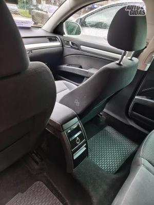 White Skoda SuperB 2013 in Vilnius, with an engine capacity of 1.60 L and mileage of 370 thousand km for 4700 €, photo 6 on AUTOMOTO.COM.LV