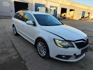 Balts Skoda SuperB 2014 Kauņa, ar dzinēja tilpumu 2.00 L un nobraukumu 318 tūkst. km par 2950 €, foto  vietnē AUTOMOTO.COM.LV