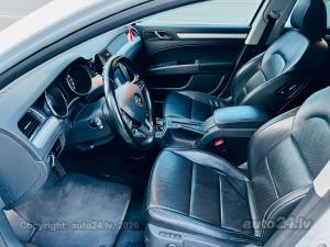 Balts Skoda SuperB 2014 Tallina, ar dzinēja tilpumu 3.60 L un nobraukumu 293 tūkst. km par 6500 €, foto 6 vietnē AUTOMOTO.COM.LV