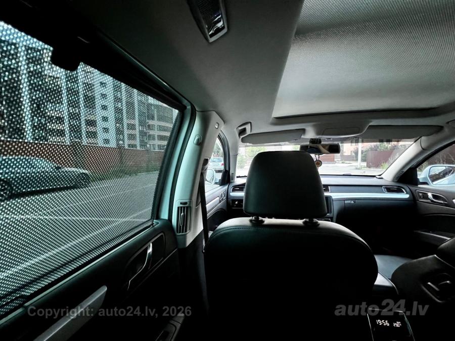 Balts Skoda SuperB 2014 Tallina, ar dzinēja tilpumu 3.60 L un nobraukumu 293 tūkst. km par 6500 €, foto 9 vietnē AUTOMOTO.COM.LV