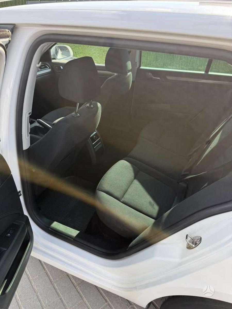 Balts Skoda SuperB 2014 Mažeikiai, ar dzinēja tilpumu 1.97 L un nobraukumu 337 tūkst. km par 4900 €, foto 6 vietnē AUTOMOTO.COM.LV