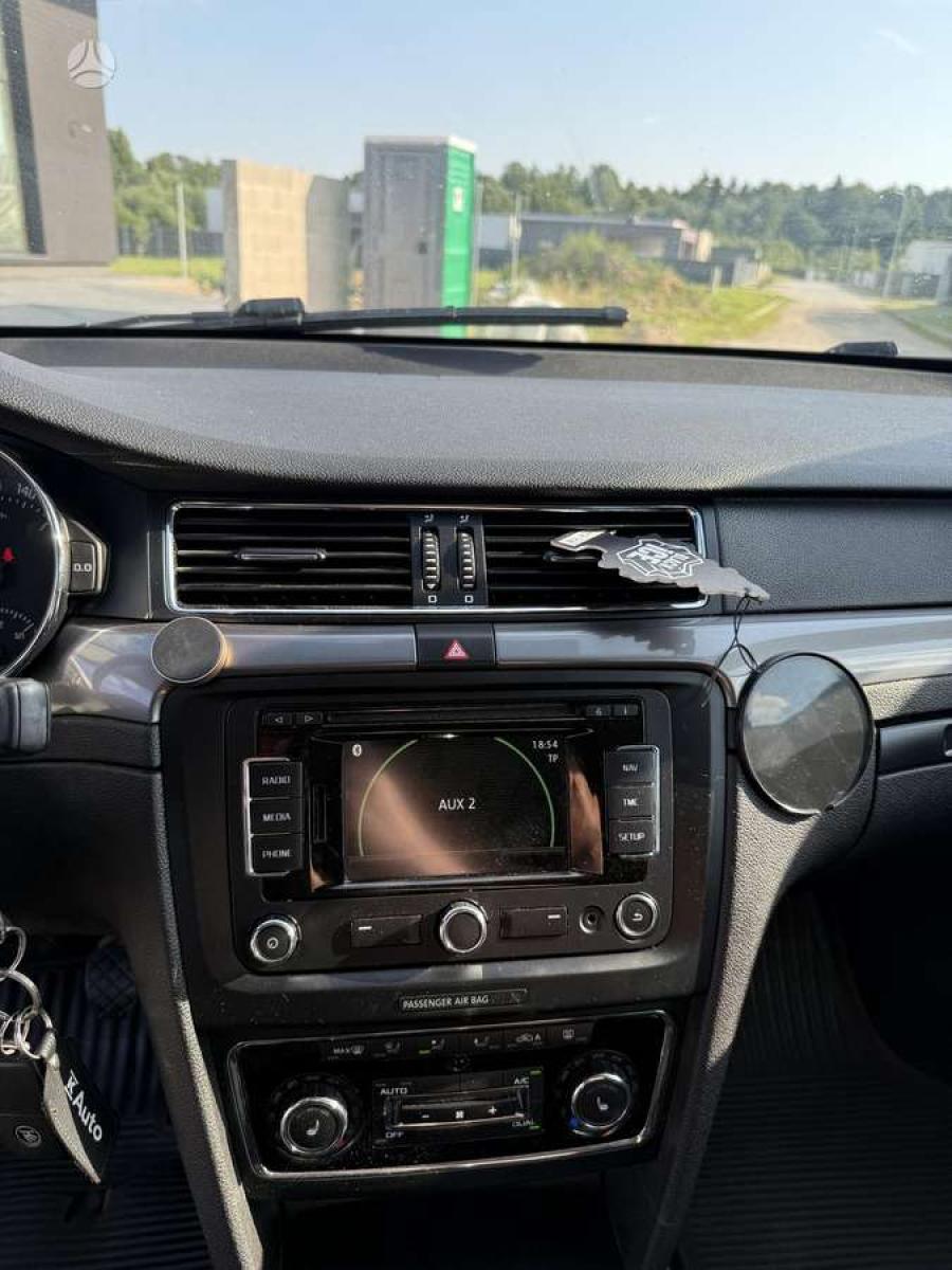 Balts Skoda SuperB 2014 Mažeikiai, ar dzinēja tilpumu 1.97 L un nobraukumu 337 tūkst. km par 4900 €, foto 9 vietnē AUTOMOTO.COM.LV