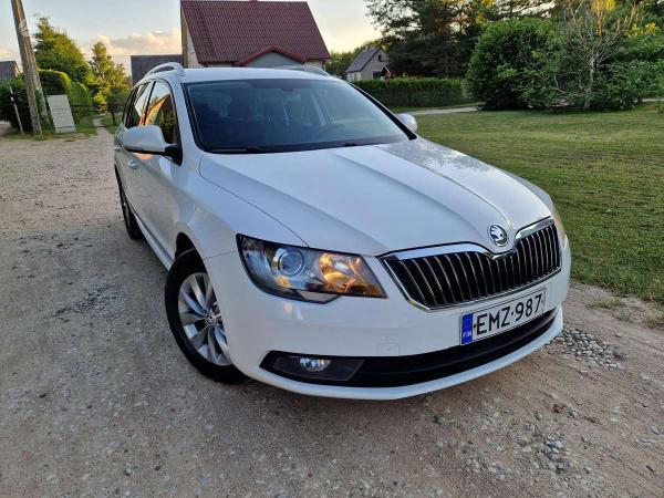 White Skoda SuperB 2014 in Kelme, with an engine capacity of 1.97 L and mileage of 311 thousand km for 4950 €, photo 3 on AUTOMOTO.COM.LV