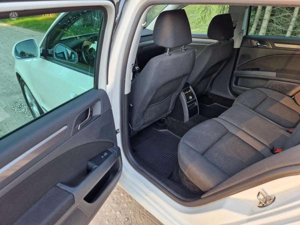 White Skoda SuperB 2014 in Kelme, with an engine capacity of 1.97 L and mileage of 311 thousand km for 4950 €, photo 9 on AUTOMOTO.COM.LV
