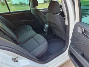 White Skoda SuperB 2014 in Kelme, with an engine capacity of 1.97 L and mileage of 311 thousand km for 4950 €, photo 12 on AUTOMOTO.COM.LV
