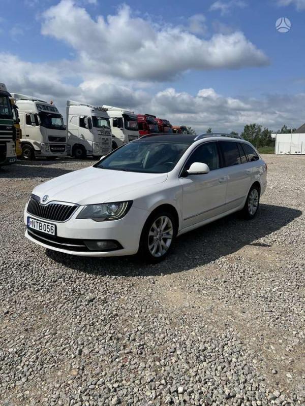 White Skoda SuperB 2014 in Moletai, with an engine capacity of 1.97 L and mileage of 278 thousand km for 5800 €, photo 1 on AUTOMOTO.COM.LV