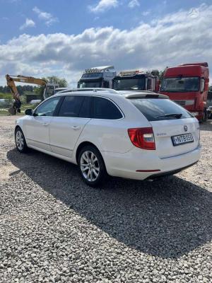 Balts Skoda SuperB 2014 Molėtai, ar dzinēja tilpumu 1.97 L un nobraukumu 278 tūkst. km par 5800 €, foto 3 vietnē AUTOMOTO.COM.LV