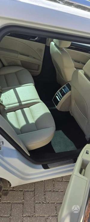 White Skoda SuperB 2014 in Radviliskis, with an engine capacity of 1.60 L and mileage of 309 thousand km for 6300 €, photo 6 on AUTOMOTO.COM.LV