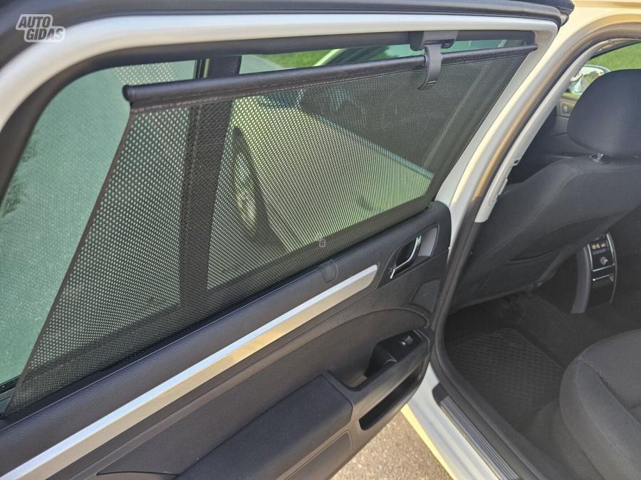 Balts Skoda SuperB 2014 Viļņa, ar dzinēja tilpumu 1.60 L un nobraukumu 367 tūkst. km par 4550 €, foto 12 vietnē AUTOMOTO.COM.LV