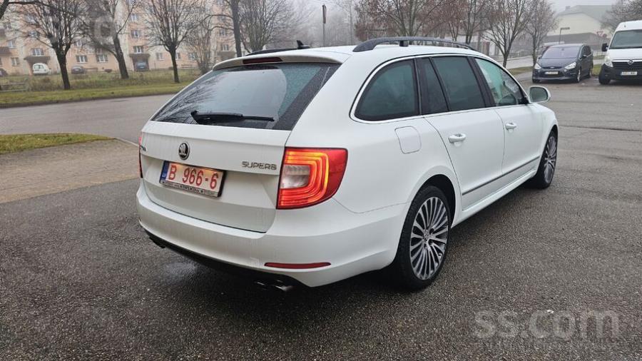 Balts Skoda SuperB 2015 Limbaži, ar dzinēja tilpumu 2.00 L un nobraukumu 226 tūkst. km par 8950 €, foto 5 vietnē AUTOMOTO.COM.LV