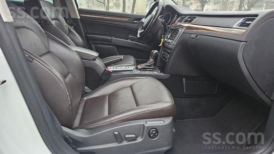 Balts Skoda SuperB 2015 Limbaži, ar dzinēja tilpumu 2.00 L un nobraukumu 226 tūkst. km par 8950 €, foto 21 vietnē AUTOMOTO.COM.LV