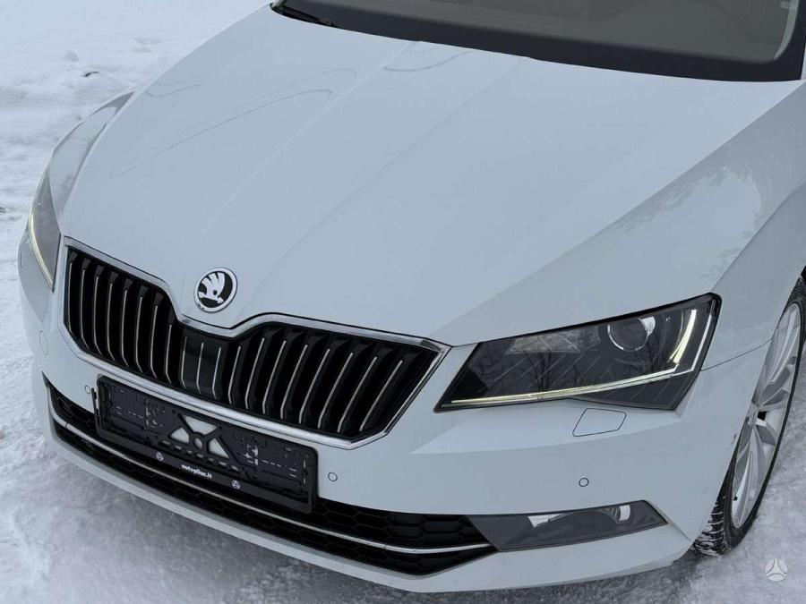 Balts Skoda SuperB 2015 Raseiniai, ar dzinēja tilpumu 1.97 L un nobraukumu 301 tūkst. km par 9999 €, foto 6 vietnē AUTOMOTO.COM.LV