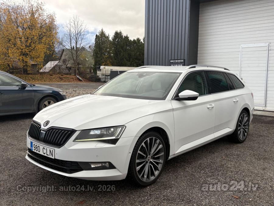 Balts Skoda SuperB 2015 Rapla, ar dzinēja tilpumu 2.00 L un nobraukumu 369 tūkst. km par 11000 €, foto 1 vietnē AUTOMOTO.COM.LV