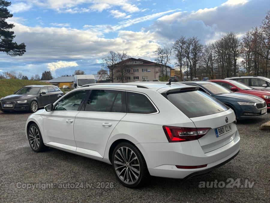 Balts Skoda SuperB 2015 Rapla, ar dzinēja tilpumu 2.00 L un nobraukumu 369 tūkst. km par 11000 €, foto 4 vietnē AUTOMOTO.COM.LV