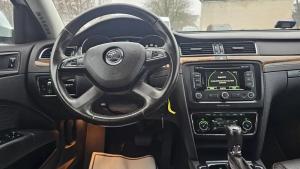 Balts Skoda SuperB 2015 Rīga, ar dzinēja tilpumu 2.00 L un nobraukumu 226 tūkst. km par 8950 €, foto 16 vietnē AUTOMOTO.COM.LV
