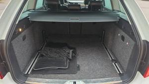 Balts Skoda SuperB 2015 Rīga, ar dzinēja tilpumu 2.00 L un nobraukumu 226 tūkst. km par 8950 €, foto 28 vietnē AUTOMOTO.COM.LV