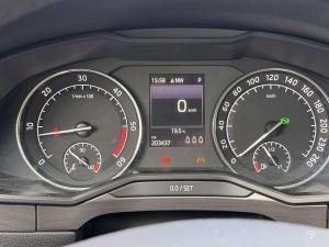 White Skoda SuperB 2015 in Jonava, with an engine capacity of 1.97 L and mileage of 203 thousand km for 10285 €, photo 6 on AUTOMOTO.COM.LV