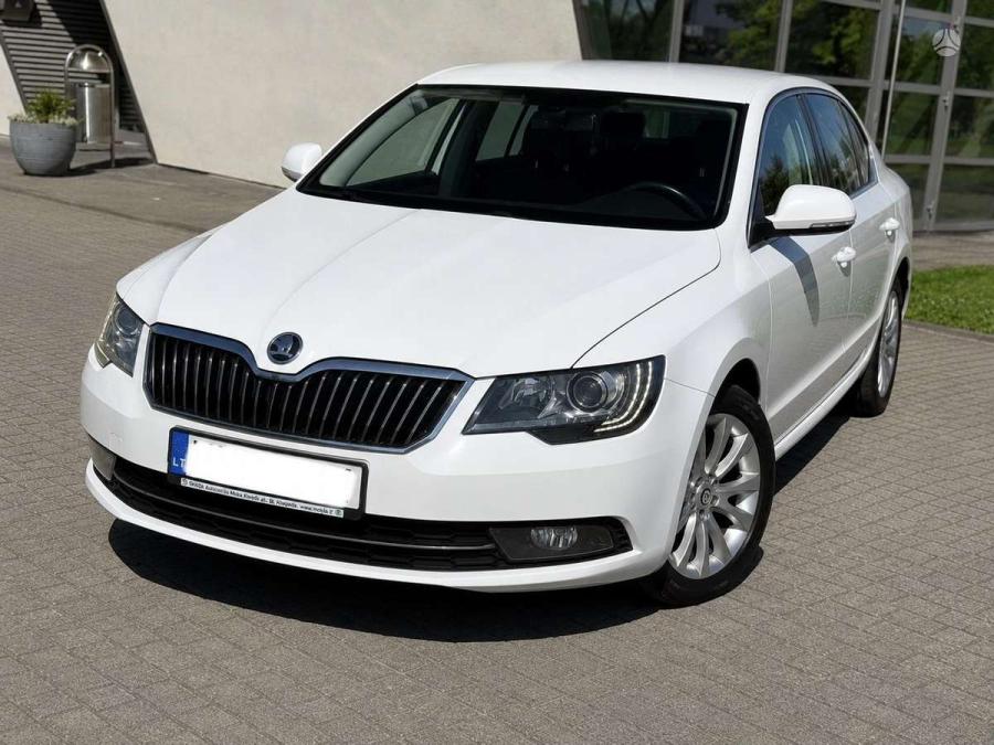 White Skoda SuperB 2015 in Klaipeda, with an engine capacity of 1.97 L and mileage of 285 thousand km for 5900 €, photo 3 on AUTOMOTO.COM.LV