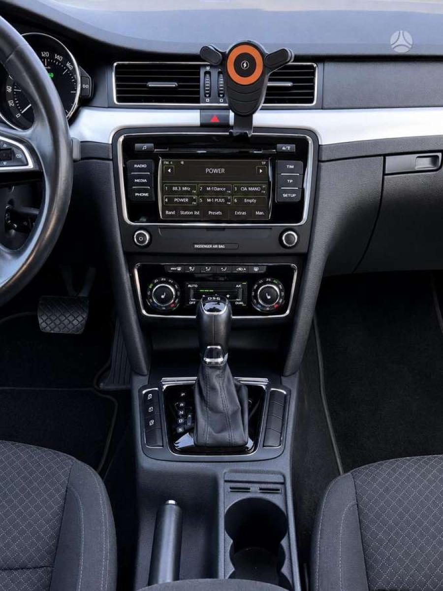 White Skoda SuperB 2015 in Klaipeda, with an engine capacity of 1.97 L and mileage of 285 thousand km for 5900 €, photo 13 on AUTOMOTO.COM.LV