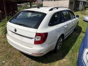 White Skoda SuperB 2015 in Raseiniai, with an engine capacity of 1.60 L and mileage of 190 thousand km for 1700 €, photo 7 on AUTOMOTO.COM.LV
