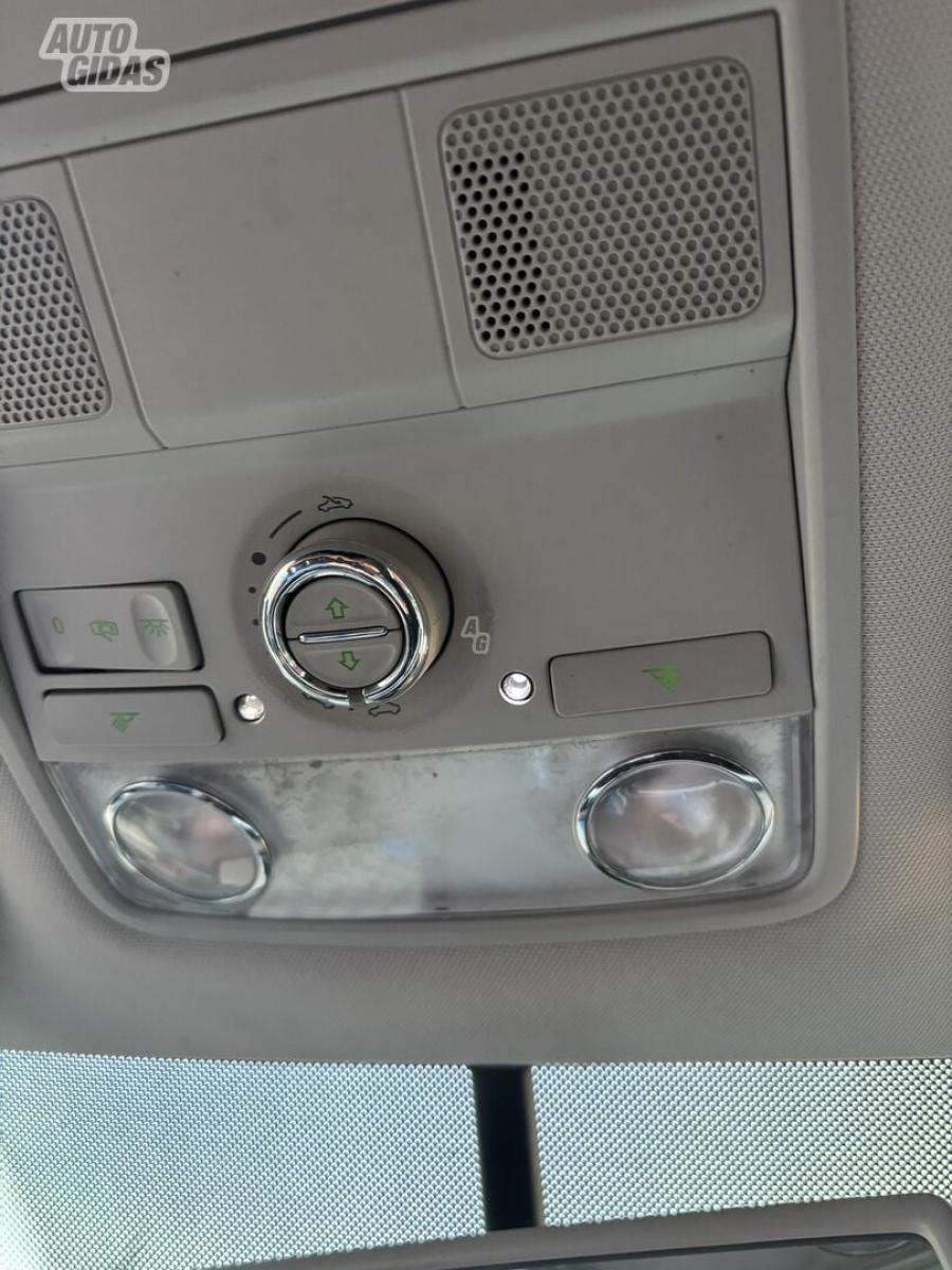White Skoda SuperB 2015 in Kaisiadorys, with an engine capacity of 2.00 L and mileage of 330 thousand km for 7300 €, photo 17 on AUTOMOTO.COM.LV