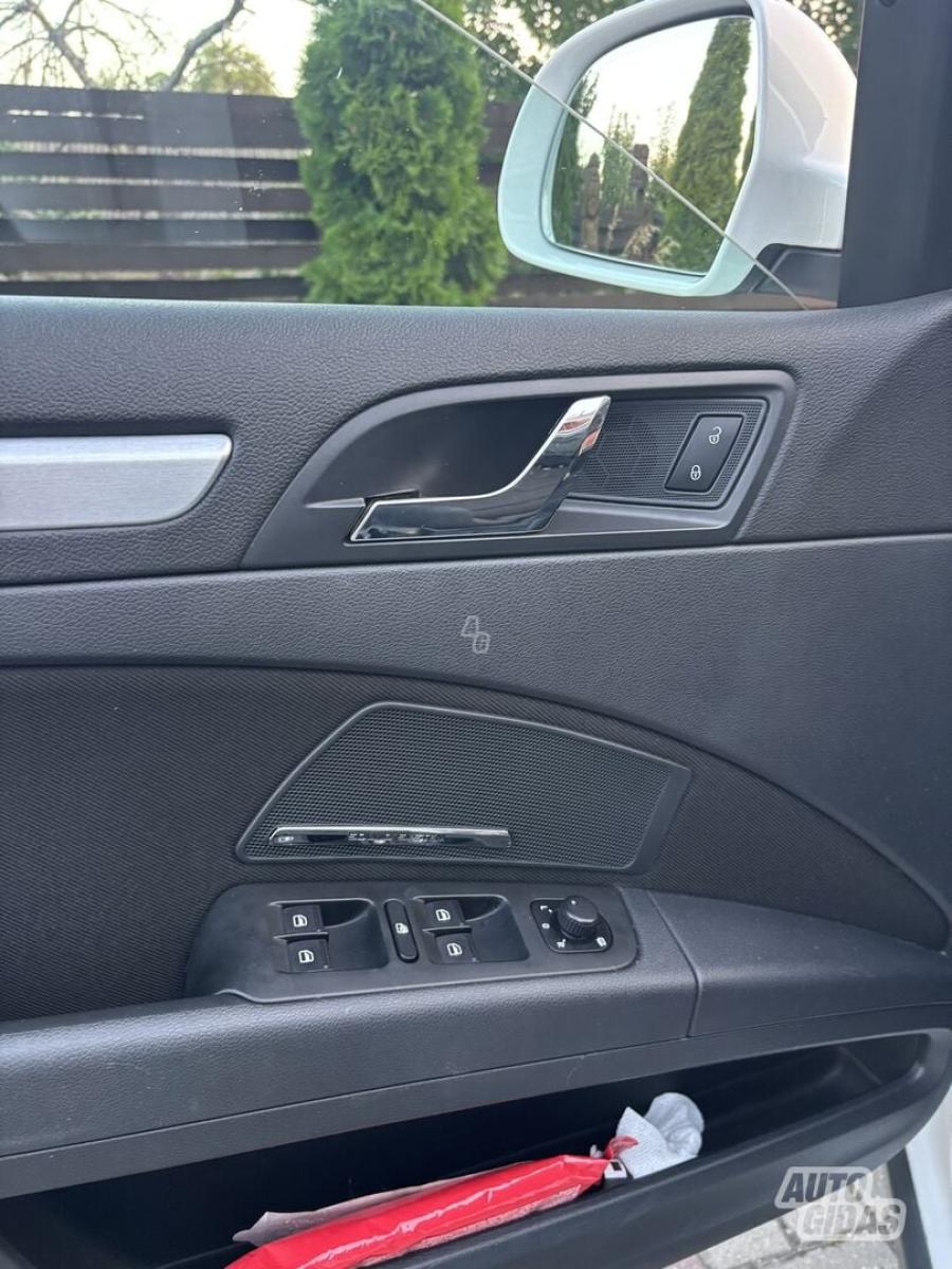 White Skoda SuperB 2015 in Kaisiadorys, with an engine capacity of 2.00 L and mileage of 330 thousand km for 7300 €, photo 20 on AUTOMOTO.COM.LV
