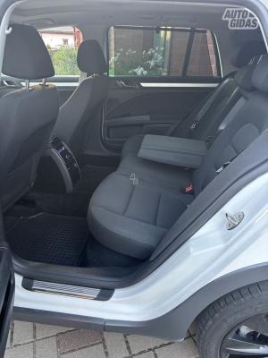 White Skoda SuperB 2015 in Kaisiadorys, with an engine capacity of 2.00 L and mileage of 330 thousand km for 7300 €, photo 22 on AUTOMOTO.COM.LV
